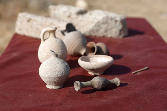 Jars Displayed By Israel Antiquities Authority Editorial Stock Photo ...