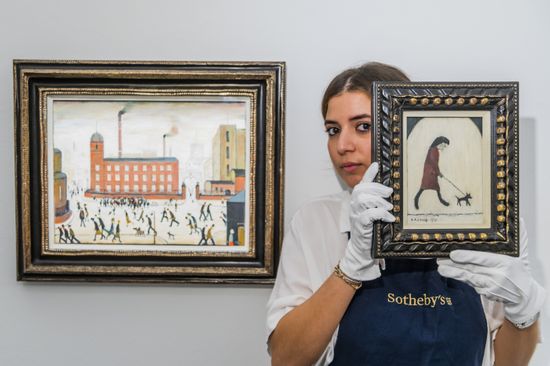 Ls Lowry Mill Scene Est Lady Editorial Stock Photo - Stock Image ...