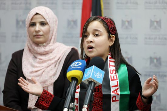 Wounded Palestinian Girl Farah Esleem Speaks Editorial Stock Photo ...