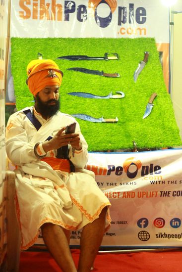 Traditional Sikh Attire Worn By Punjabi Editorial Stock Photo - Stock ...
