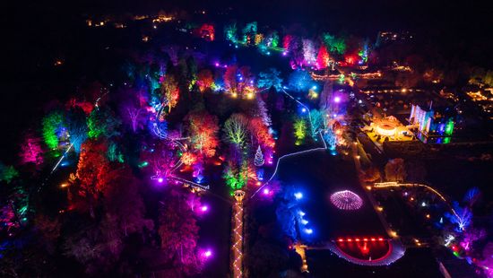 Stunning Christmas Light Display Hever Castle Editorial Stock Photo ...