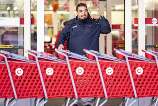 Target Employee Opens Doors Rosemont Greater Editorial Stock Photo ...