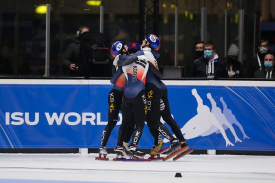 Members South Korea Celebrate After Winning Editorial Stock Photo ...