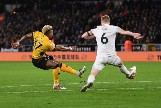 Adama Wolverhampton Wanderers Sees His Shot Editorial Stock Photo ...