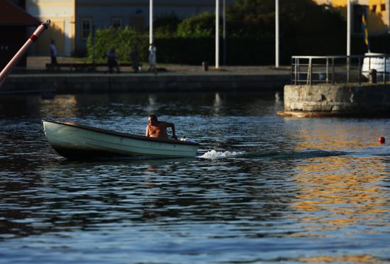 Crayfishing Premiere Motala Harbor Glorious Weather Editorial Stock ...