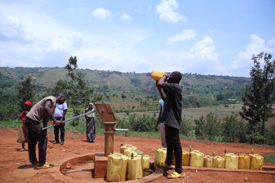 Villagers Fetch Water Borehole Site Amabumba Editorial Stock Photo ...