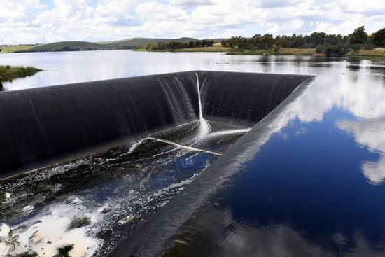 Pejar Dam Near Goulburn New South Editorial Stock Photo - Stock Image ...