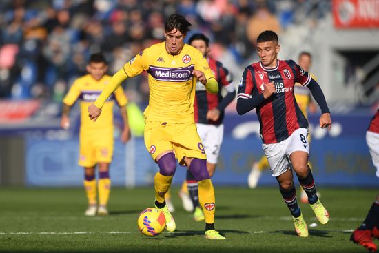 Dusan Vlahovic Fiorentina Nicolas Dominguez Bologna Editorial Stock ...