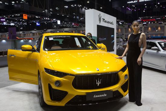 Dec 3 2021 Maserati Levante Car Editorial Stock Photo - Stock Image ...