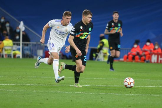 Nicolo Barella Inter Toni Kroos Real Editorial Stock Photo - Stock ...
