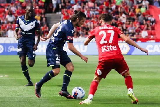 Marco Rojas Melbourne Victory Controls Ball Editorial Stock Photo ...