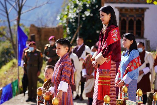 Representatives Community Offered Marchang Welcome Queen Editorial ...