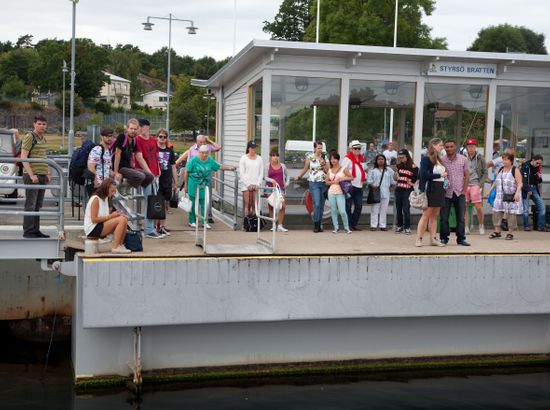 Archipelago Gothenburg People Waiting Boat Bratten Editorial Stock ...