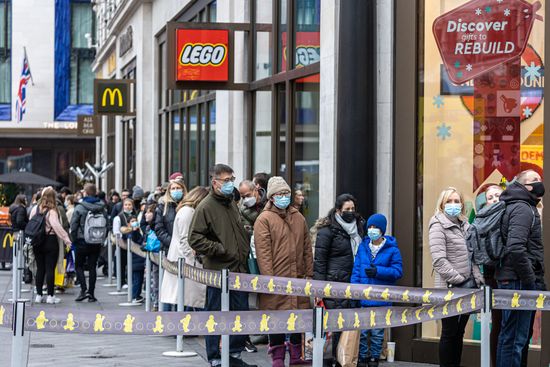 Christmas Shoppers Queue Outside Lego Store Editorial Stock Photo ...