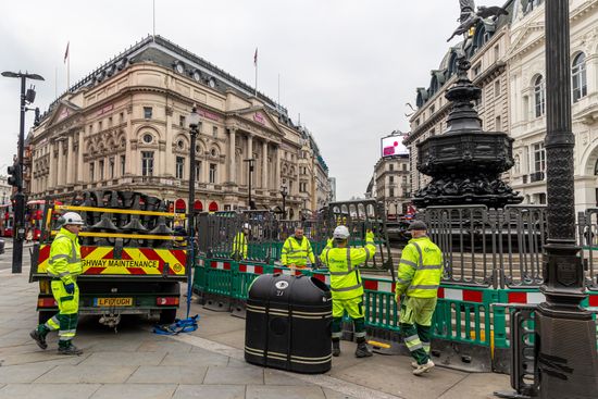 Boarded Eros Statue Piccadilly Circus London Editorial Stock Photo ...