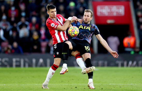 Jan Bednarek Southampton Harry Kane Tottenham Editorial Stock Photo ...