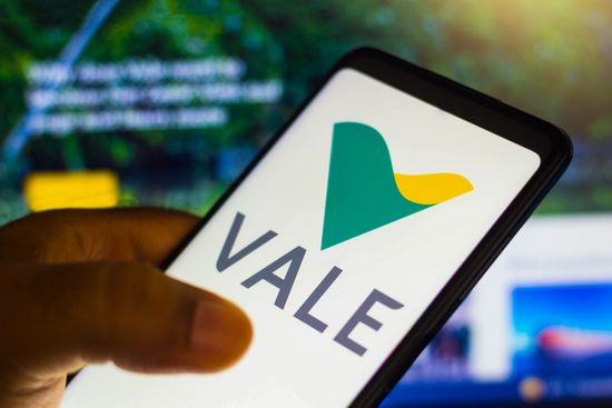 This Photo Illustration Vale Sa Logo Editorial Stock Photo - Stock ...