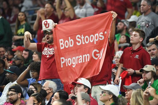 Oklahoma Sooners Fan Supporting Their Team Editorial Stock Photo ...