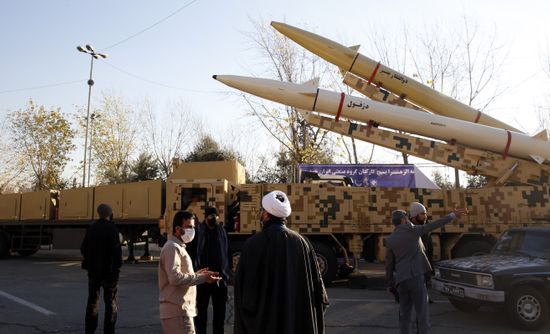 Iranian Officials Gather Around Ghiam L Editorial Stock Photo - Stock ...