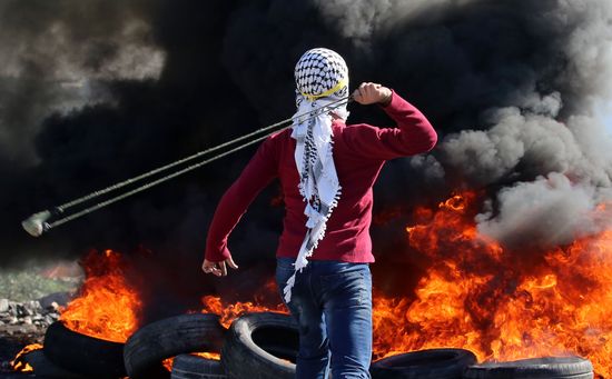 Palestinian Protester Uses Slingshot Hurl Stone Editorial Stock Photo ...