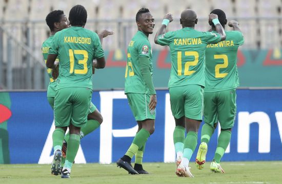 Kudakwashe Mahachi C Zimbabwe Celebrates Teammates Editorial Stock ...