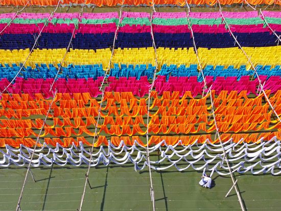 Long Washing Line Colourful Cloth Dries Editorial Stock Photo - Stock ...
