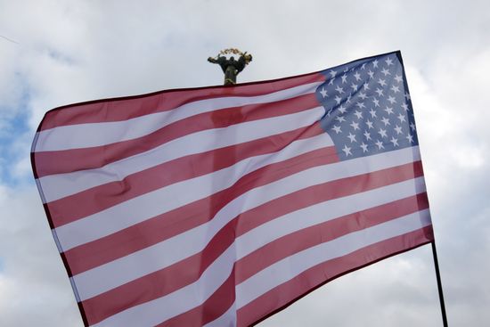 Us Flag Flies Front Independence Monument Editorial Stock Photo - Stock ...