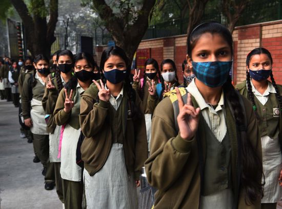 Students Show Victory Sign Before Entering Editorial Stock Photo ...