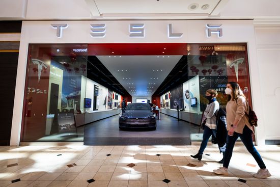 Tesla Retail Store Westfield Mall Bethesda Editorial Stock Photo ...