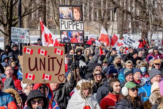 Protesters Hold Signs During Antivaccine Mandate Editorial Stock Photo ...