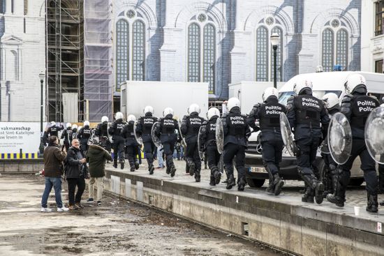 Protestors Riot Police Face Off Sintkatelijneplein Editorial Stock ...