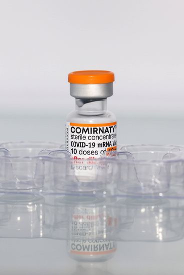 Bottle Reserve Pfizer Orange Cap 511 Editorial Stock Photo - Stock ...