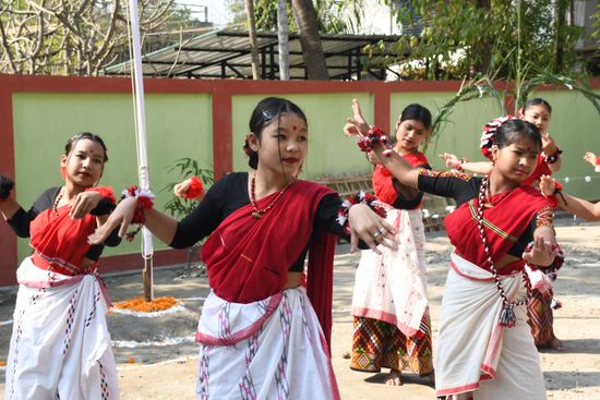 Mising Tribal People Performing Traditional Dance Editorial Stock Photo ...