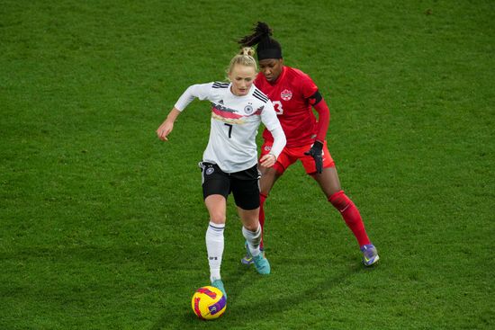 Lea Germany Women Kadeisha Buchanan Canada Editorial Stock Photo ...