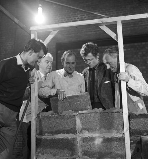 Bryan Pringle Paul Farrell William Stoneman Editorial Stock Photo ...