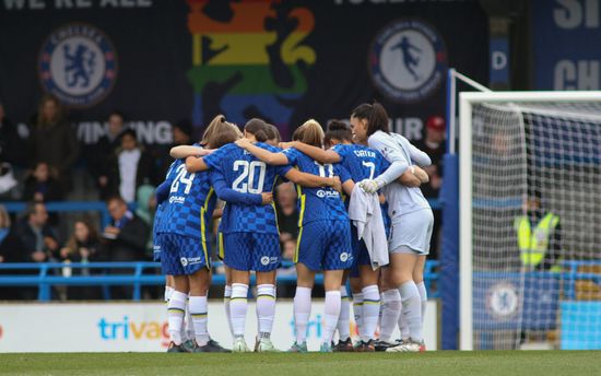 Chelsea Team Huddle Before Kick Off Editorial Stock Photo - Stock Image ...