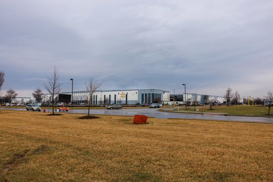 Fire That Destroyed Walmart Fulfillment Center Editorial Stock Photo ...