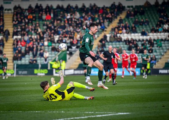 Accrington Stanley Goalkeeper Toby Savin 40 Editorial Stock Photo ...