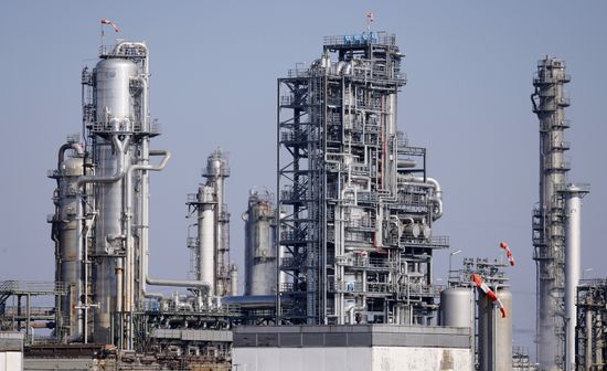 Exterior View Ofthe Miro Oil Refinery Editorial Stock Photo - Stock ...