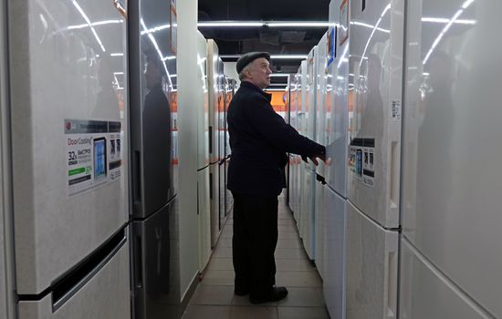 Man Attends Russian Consumer Electronic Retail Editorial Stock Photo ...