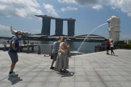 Tourists Wearing Face Masks Visit Merlion Editorial Stock Photo - Stock ...
