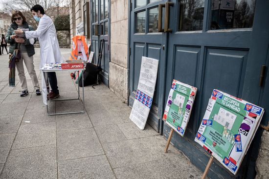Heath Worker Signs Defense Public Health Editorial Stock Photo - Stock ...