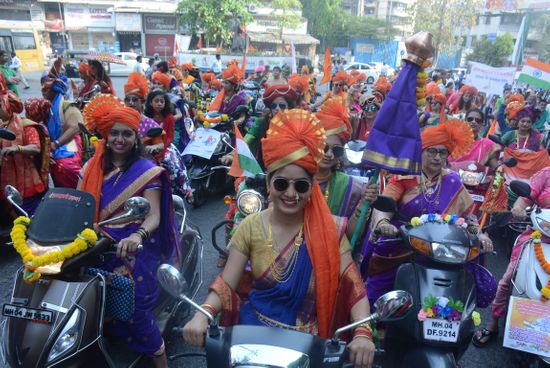 Women Wearing Traditional Attire Participate Procession Editorial Stock ...