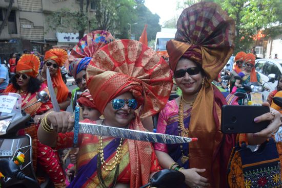 Women Wearing Traditional Attire Participate Procession Editorial Stock ...