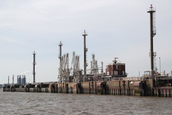 Installations Dow Chemical Terminal Port Stade Editorial Stock Photo ...