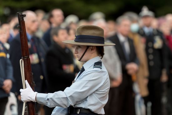 Member Catafalque Party Stands Guard Coogee Editorial Stock Photo ...