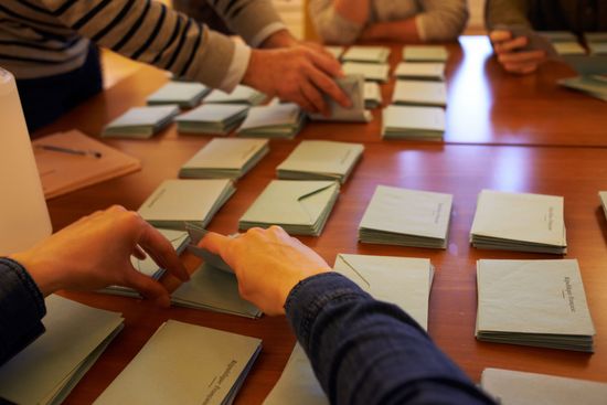 People Begin Count Ballot Papers Counting Editorial Stock Photo - Stock ...