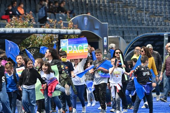 Children Hold Flags Signs Reading Peace Editorial Stock Photo - Stock ...