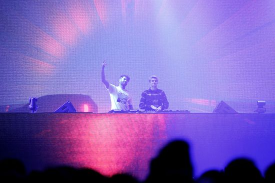 Andrew Taggert Alexander Pall Chainsmokers Concert Editorial Stock ...
