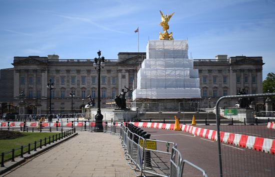 Construction Work Carried Out Buckingham Palace Editorial Stock Photo ...